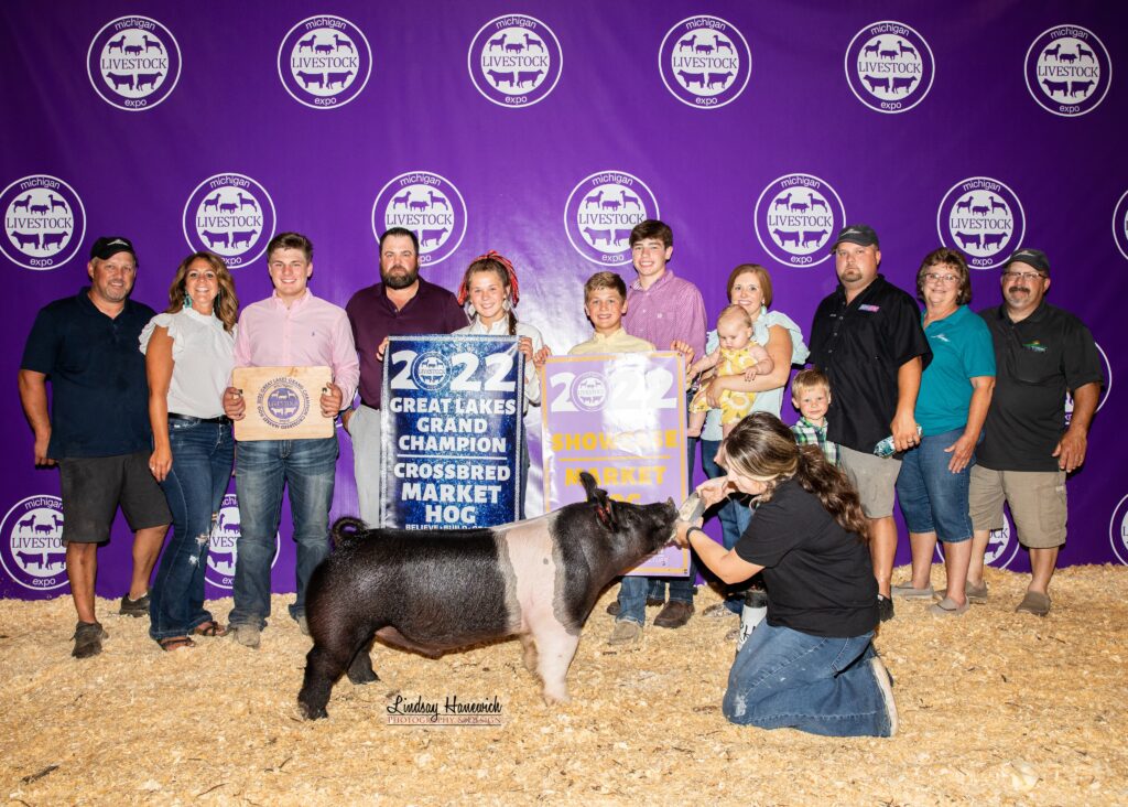 Show Goat Feed & Supplements – Show-Rite